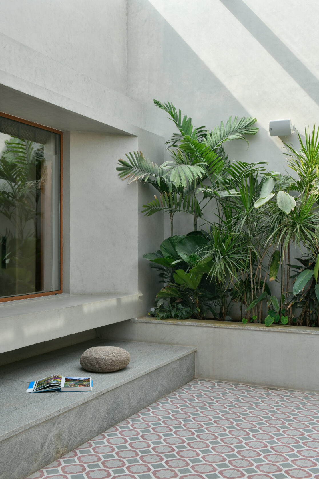 The Zen Den – studiodvara